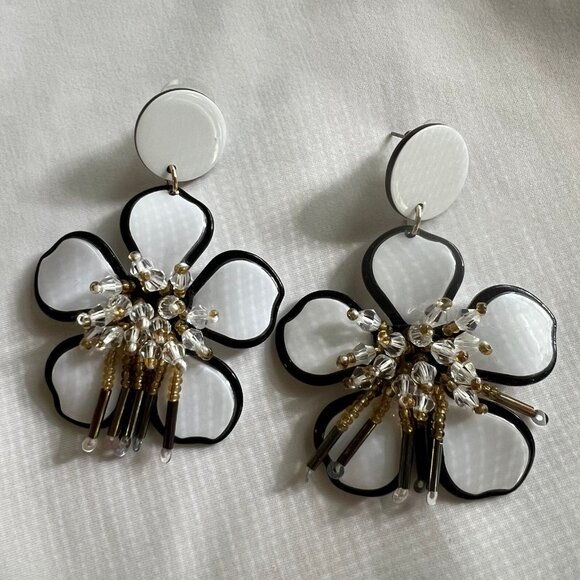 Jewelry | Retro Mod Flower Dangle Cha Cha Black White Statement Lucite Costume Earrings | Poshmark